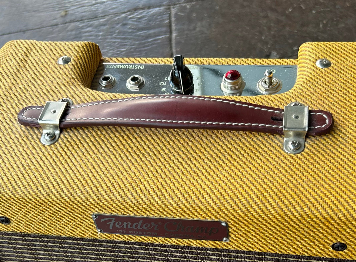 2019 Fender Custom Champ 5F1 – Moze Guitars