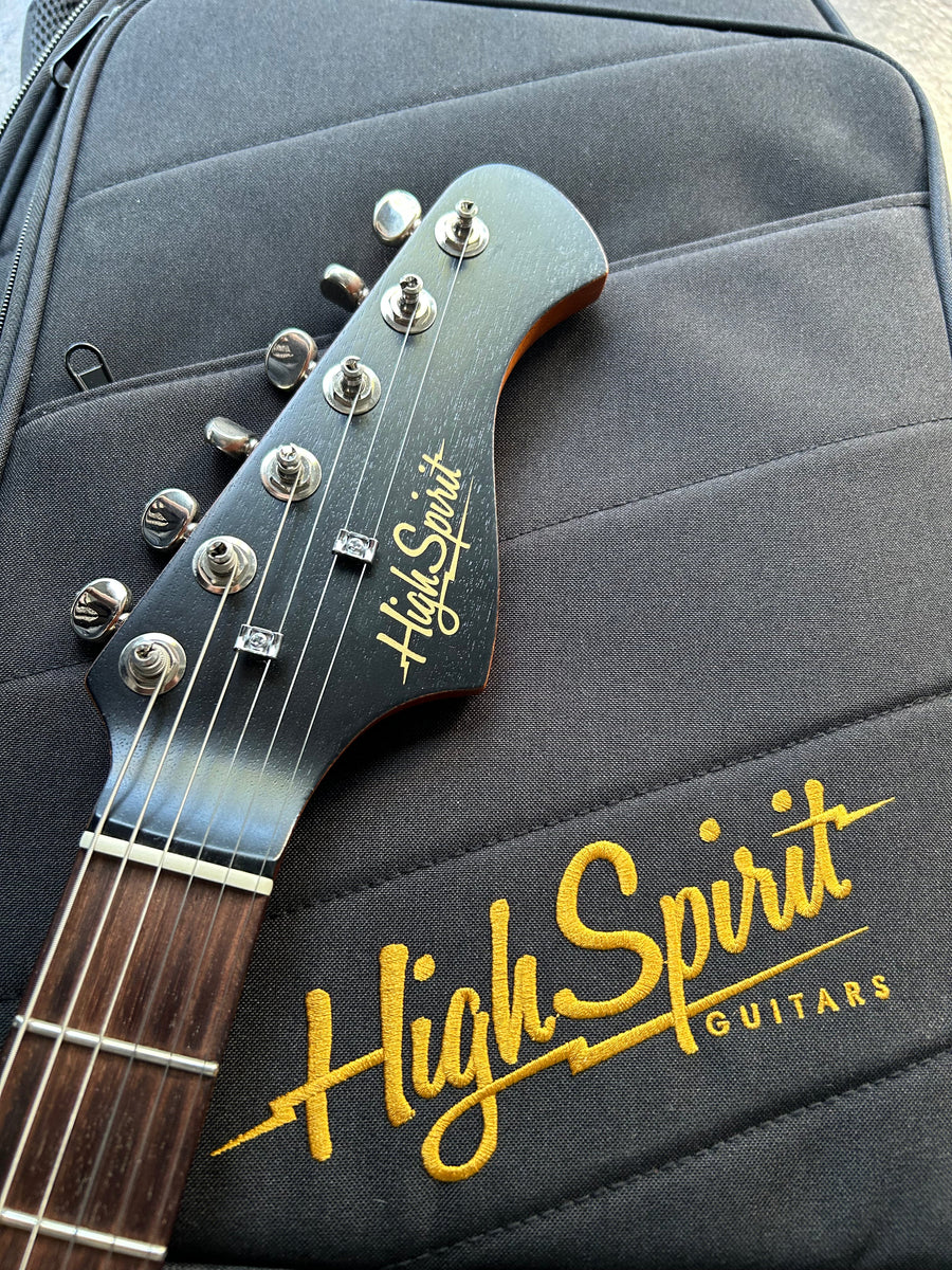 High Spirit Red Tail Hawk – Moze Guitars