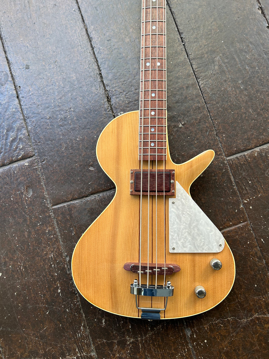 Tim Whitehouse Custom Bass – Moze Guitars