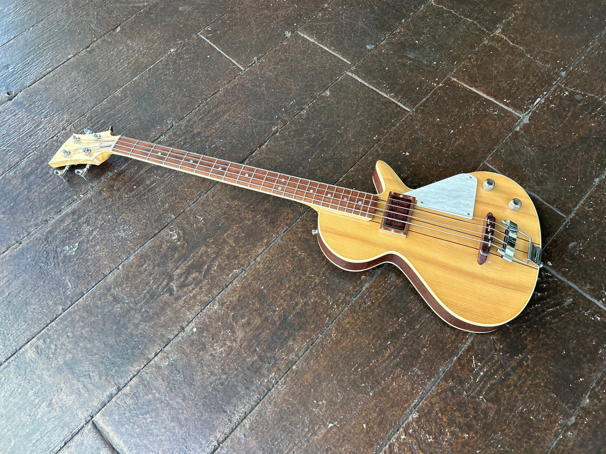 Tim Whitehouse Custom Bass – Moze Guitars